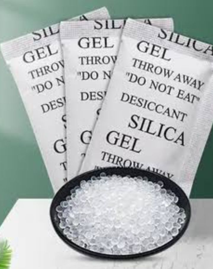 Silica Gel Moisture Absorber Desiccants 50 pieace of 1 gram Silica Gel ...