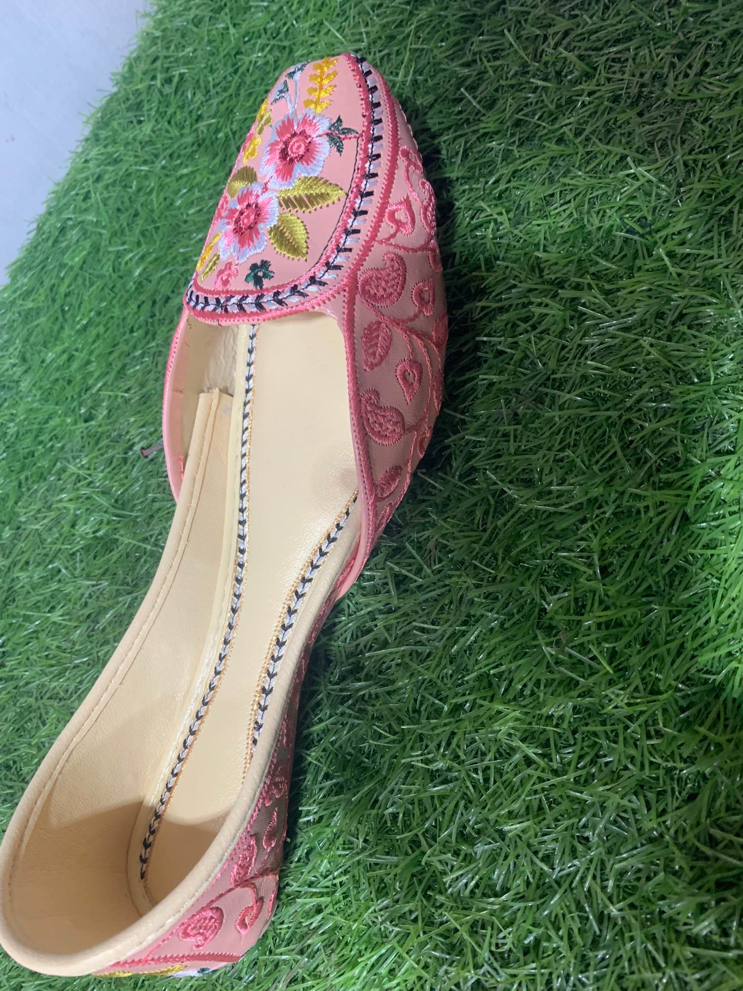 “Multani khussa Light Pink” Traditional Pakistani Footwear with A ...