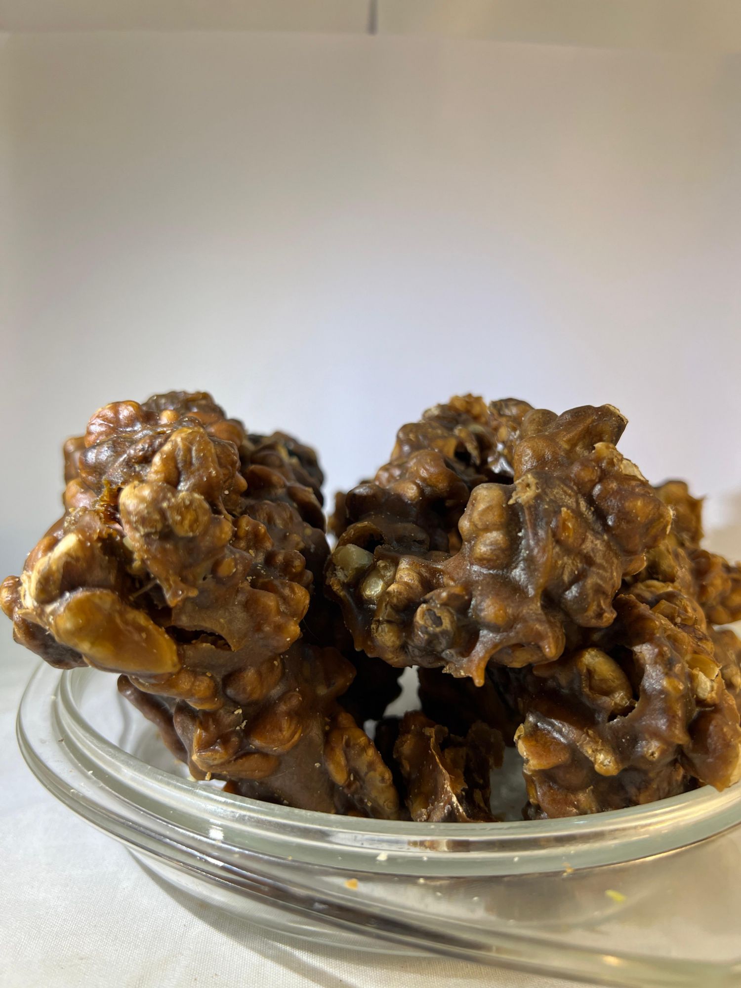 Dried Hunza chocolate walnut kilao organic | Daraz.pk