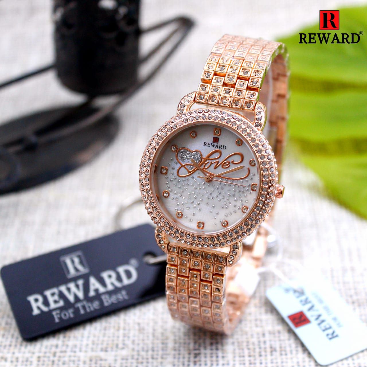 Golden Strap Watch For Ladies | Daraz.pk