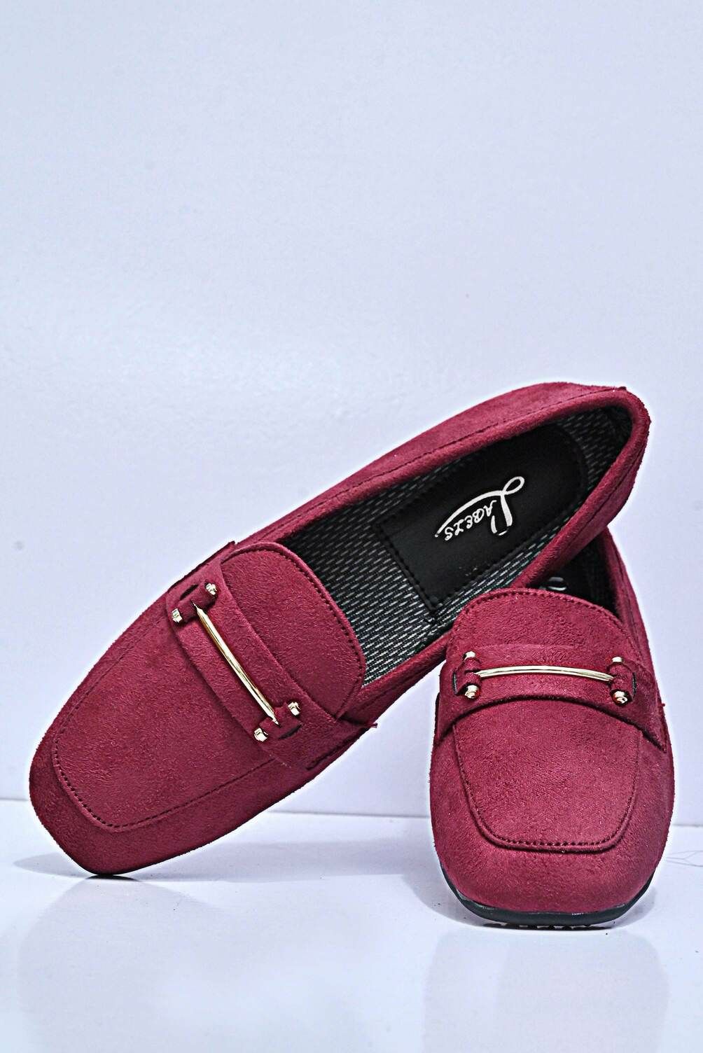 Cut shoes for girls store