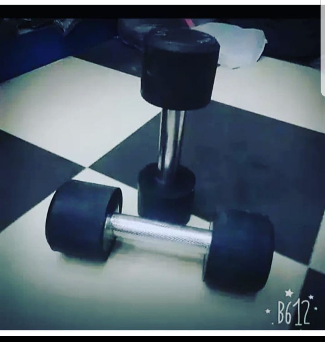 1 kg pair RUBBER COATED DUMBBLE | Daraz.pk
