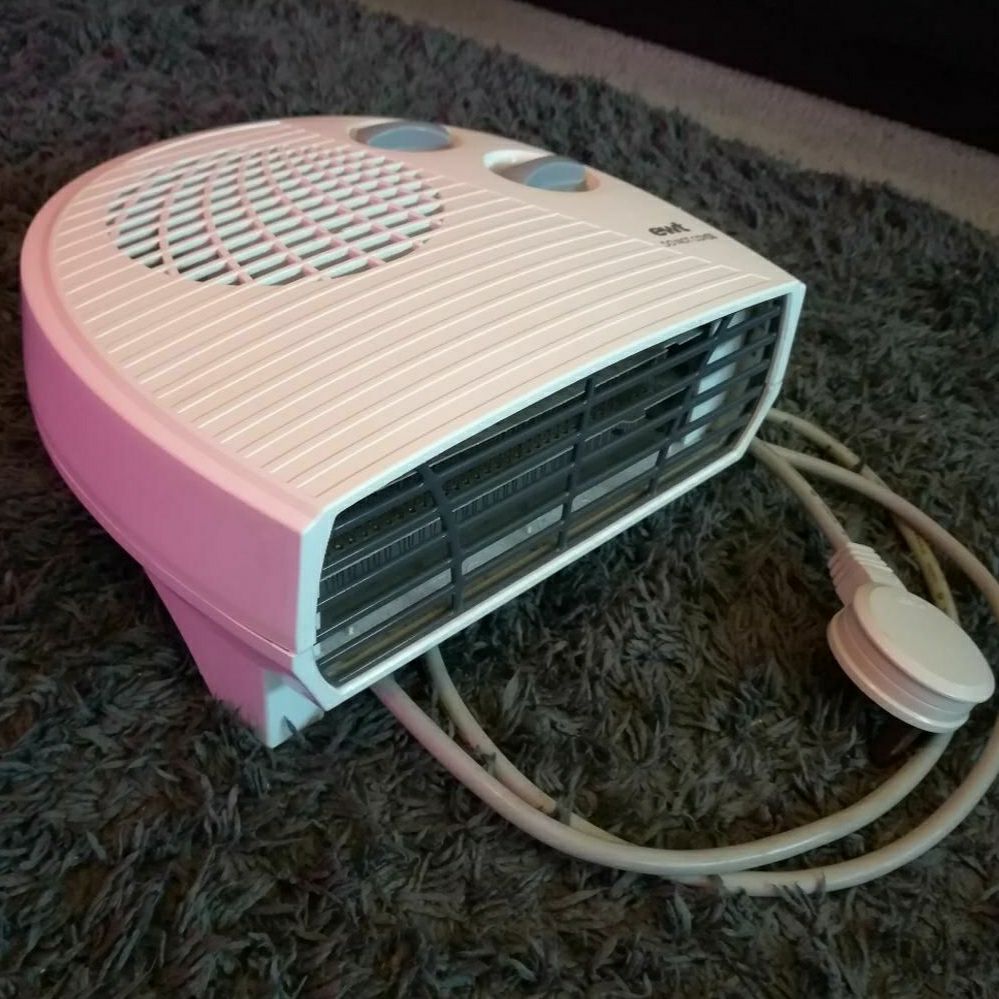 (G). EWT 2000 WATTS FAN/HEATER | Daraz.pk