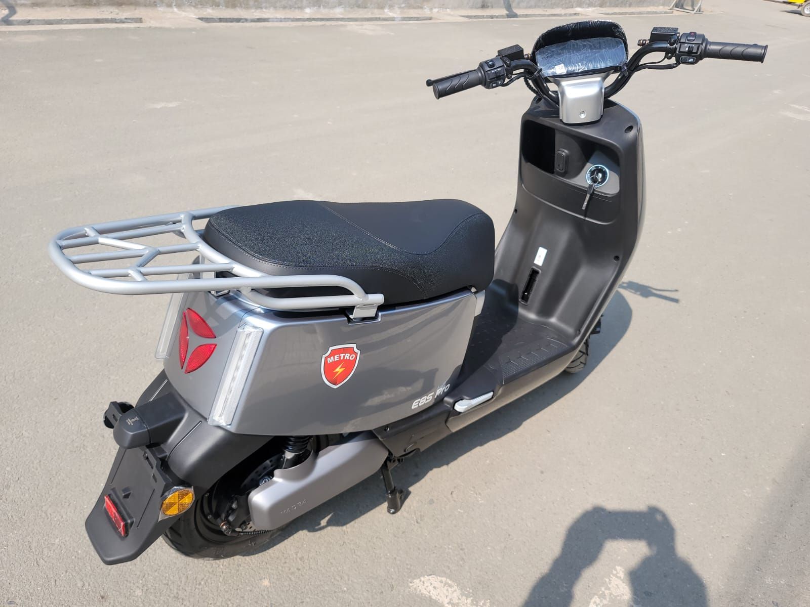 Rear Luggage Rack / Carrier | Tail Seat Extension Bracket | METRO Yadea ...