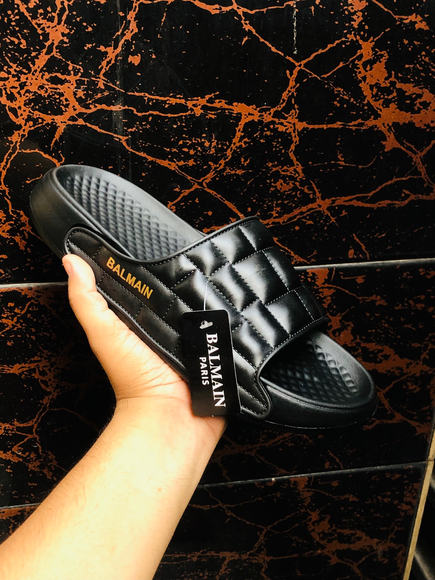 Balmain Slippers 100% Comfortable & Vert Attractive Design And Colour ...