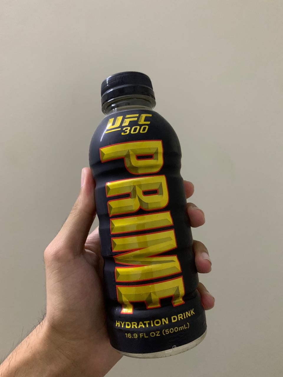 Prime Hydration Drink UFC Limited Edition Prime by KSI and Logan Paul ...