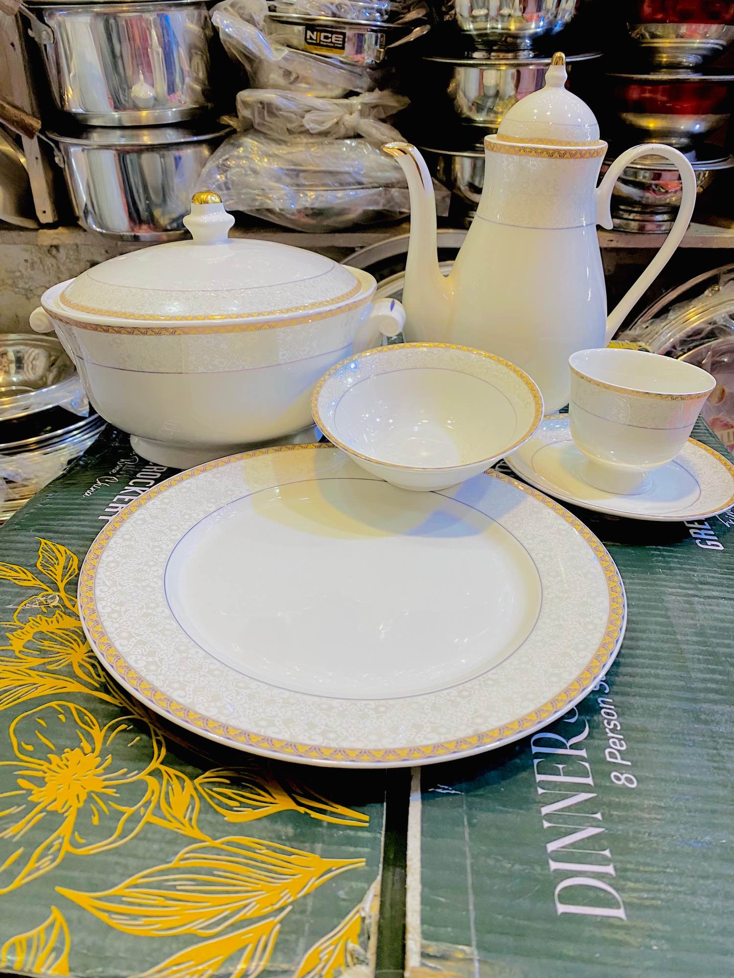 FANCY BON CHINA DINNER SET (54 pieces set ) | Daraz.pk