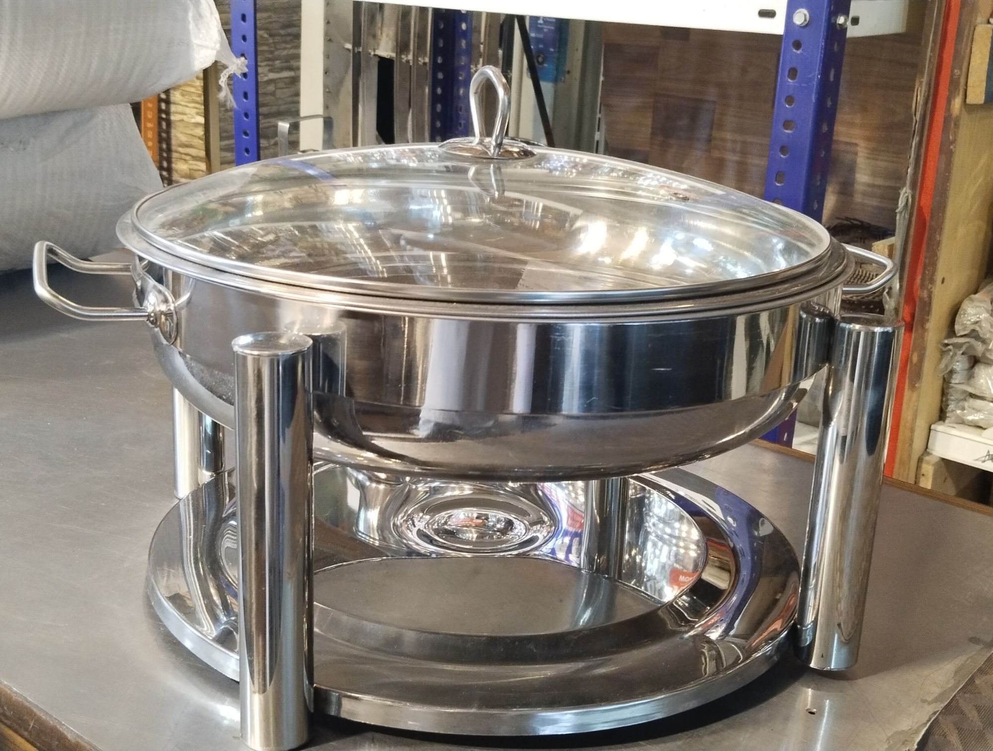Stainless Steel Fancy Buffet/ Chaffing Dish With Glass lid | Daraz.pk