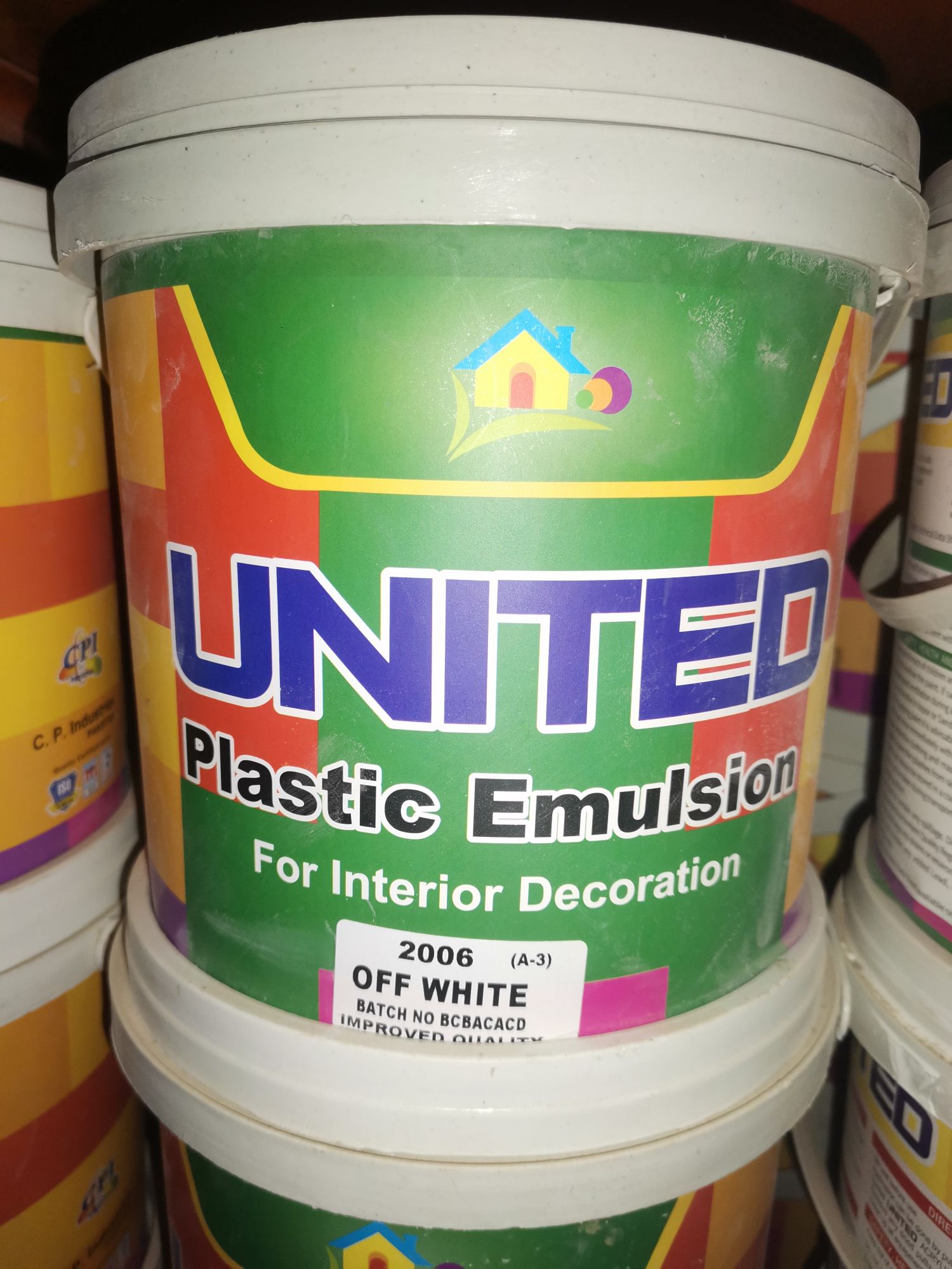 Plastic Emulsion High Quality wall Paint Distemper For Wall & Ceiling ...