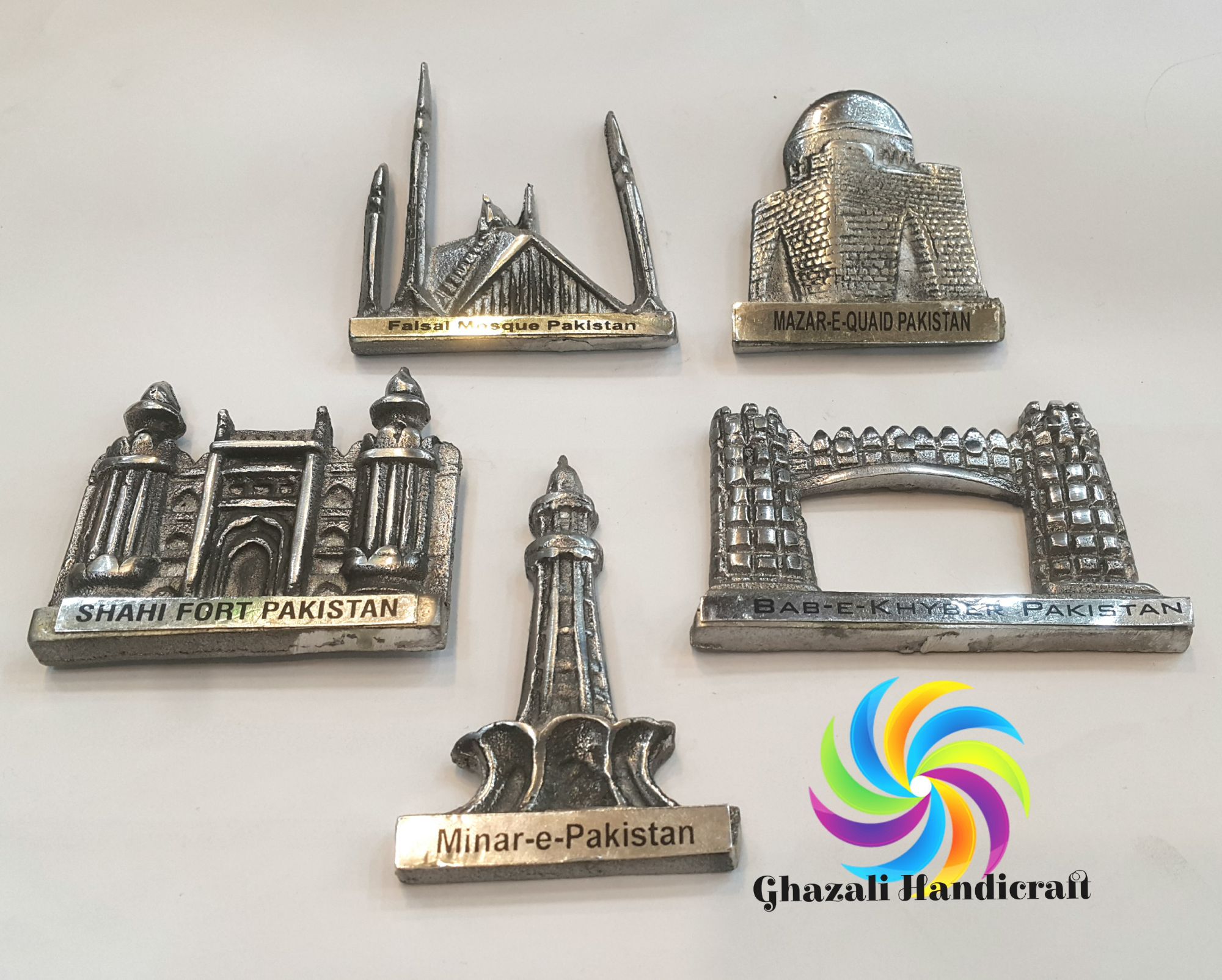 Fridge Magnets metalic set of 5 Pakistani Monuments | Daraz.pk