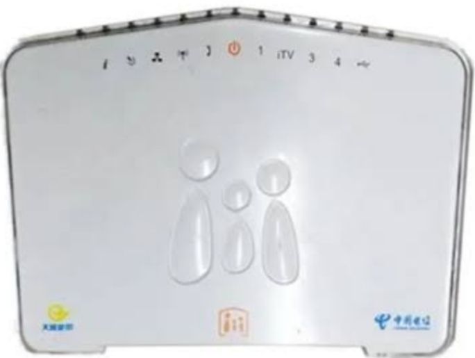 Huawei 8145 or 8245 Epon Fiber Optic Router with Adopter (Refurbished ...