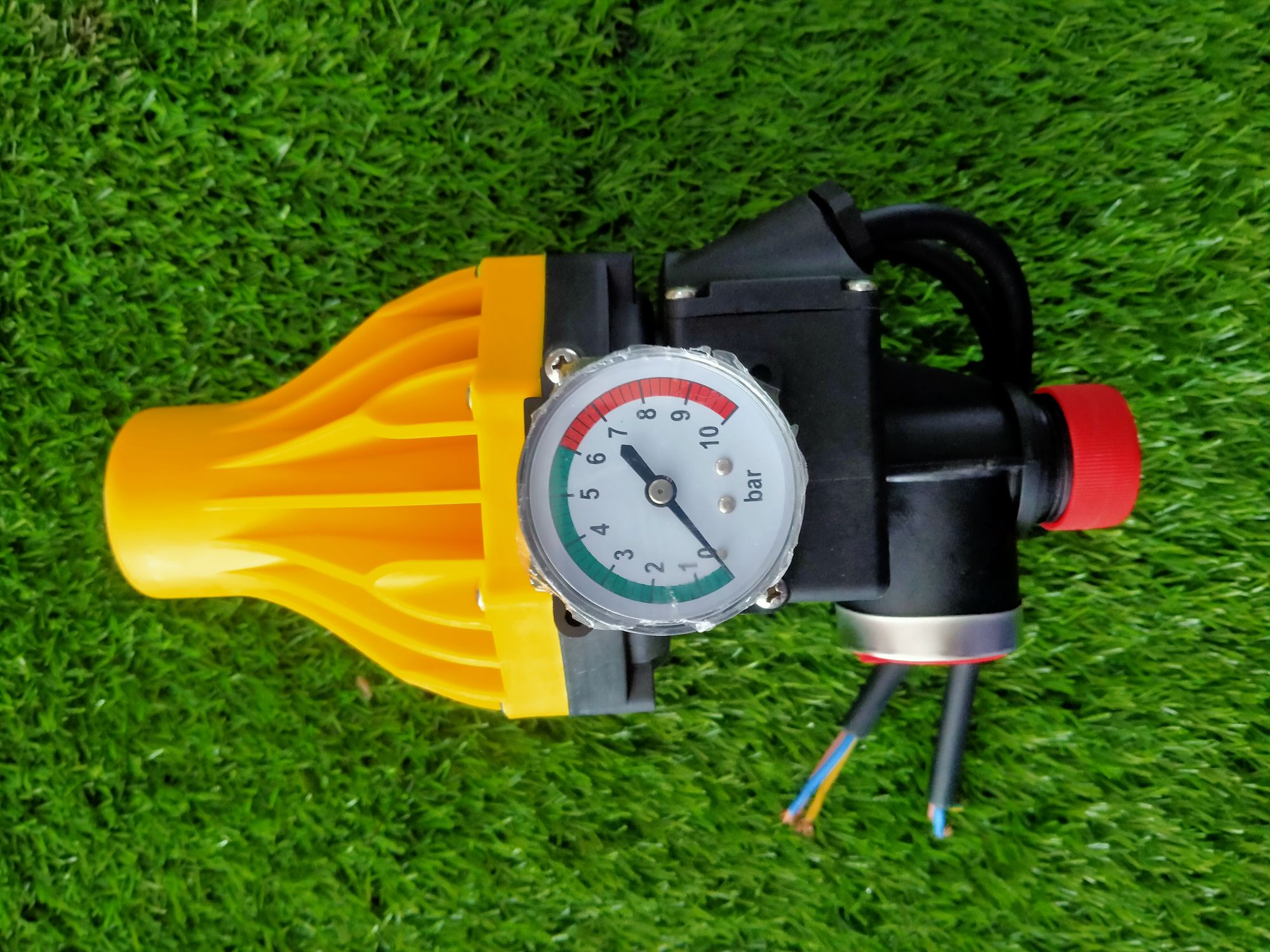 Automatic Pump Control Switch with pressure gauge meter | Daraz.pk