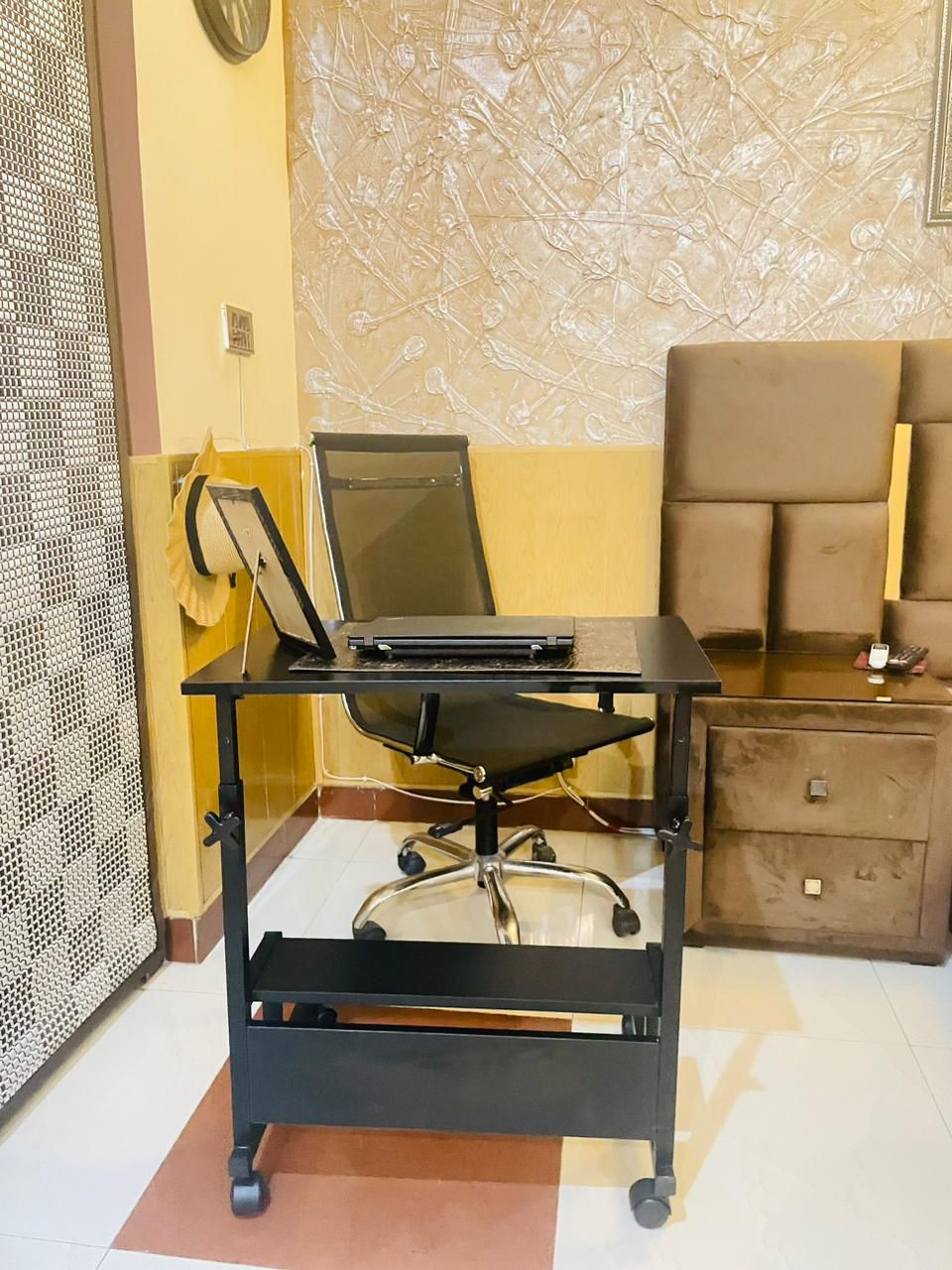 Adjustable Laptop table,Study table Side table,Office table,Executive ...