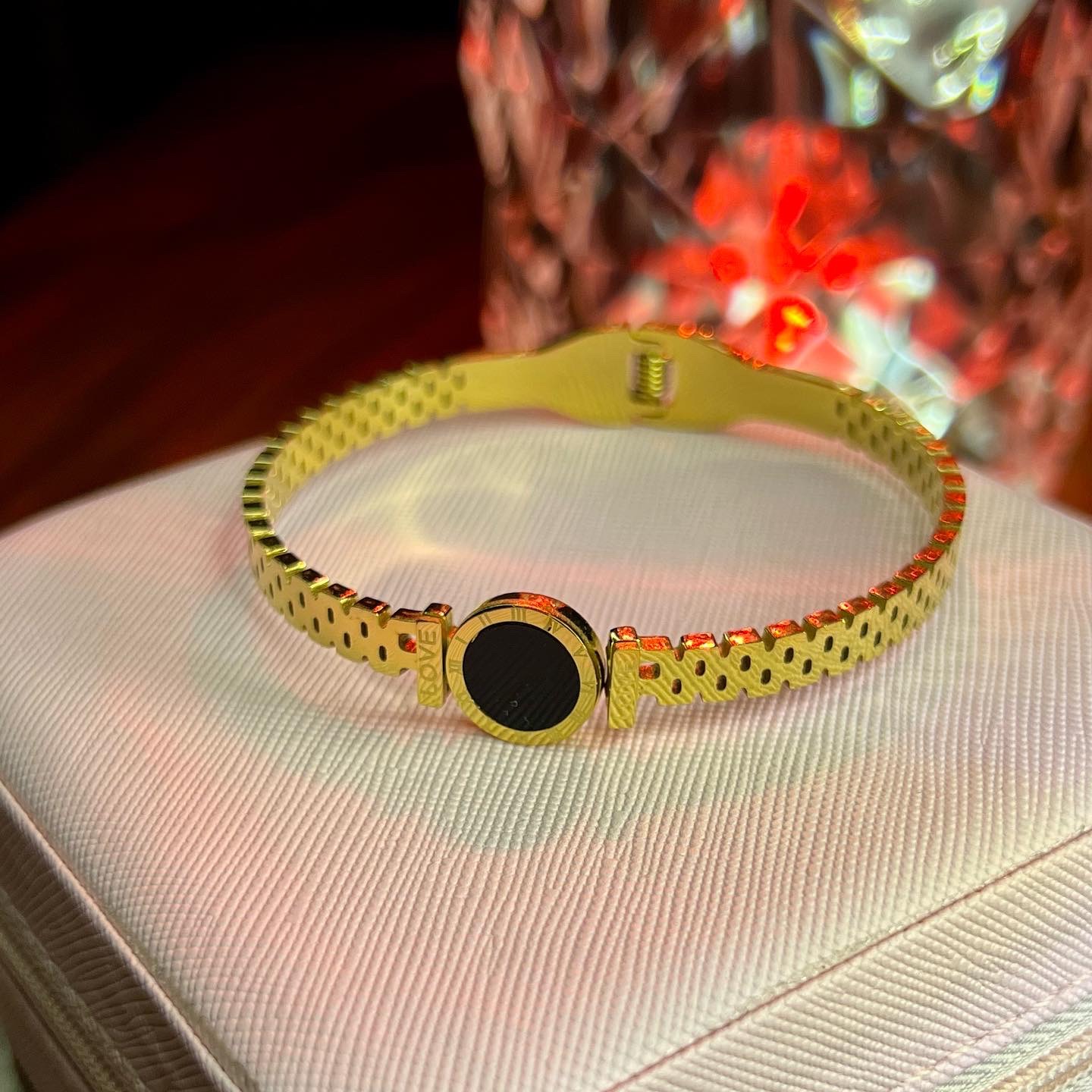 Stainless Steel Branded Clover kara bracelet handcuff for Girls | Daraz.pk