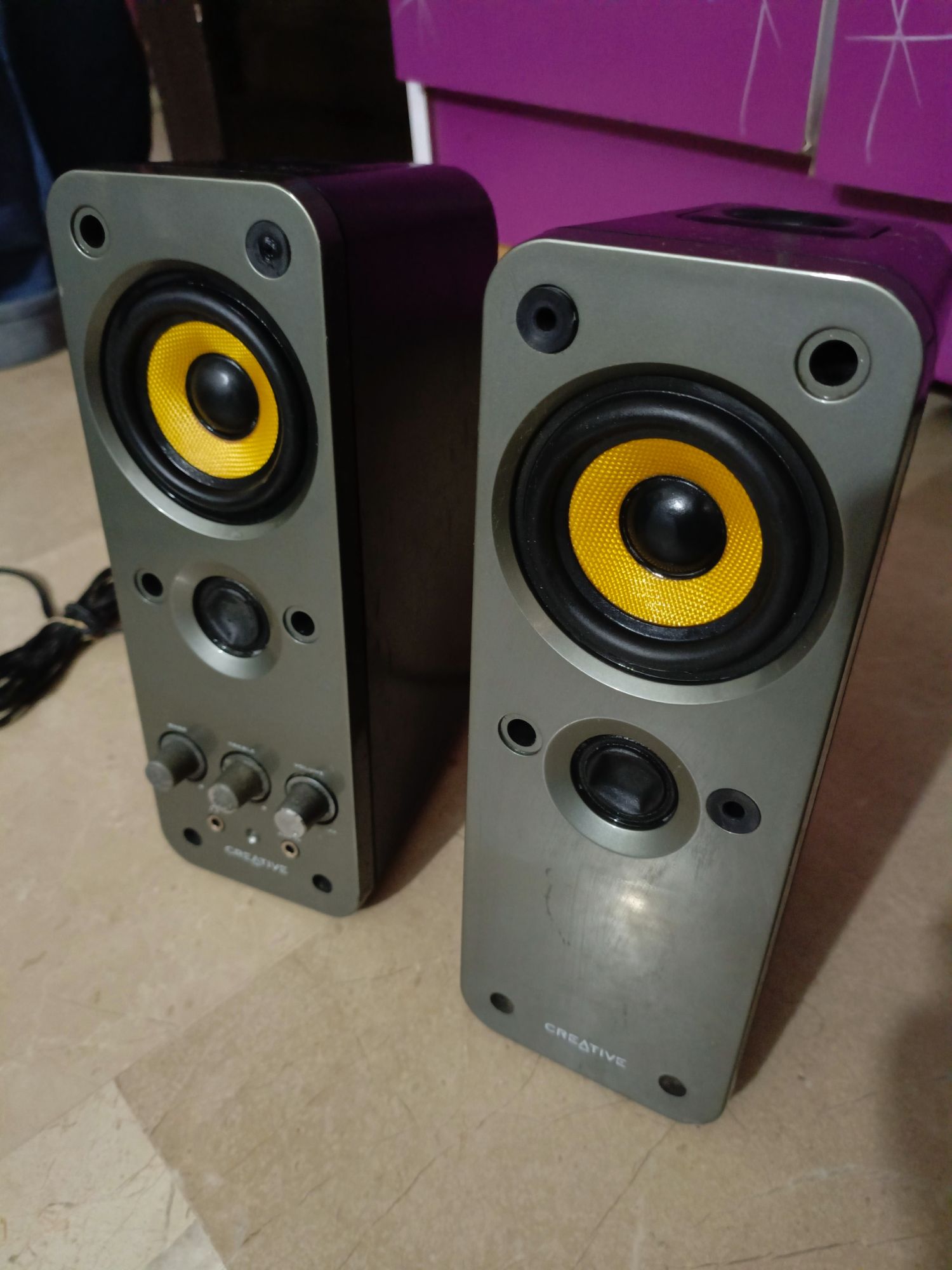 Creative 2.0 Speakers system with High Base option key | Daraz.pk