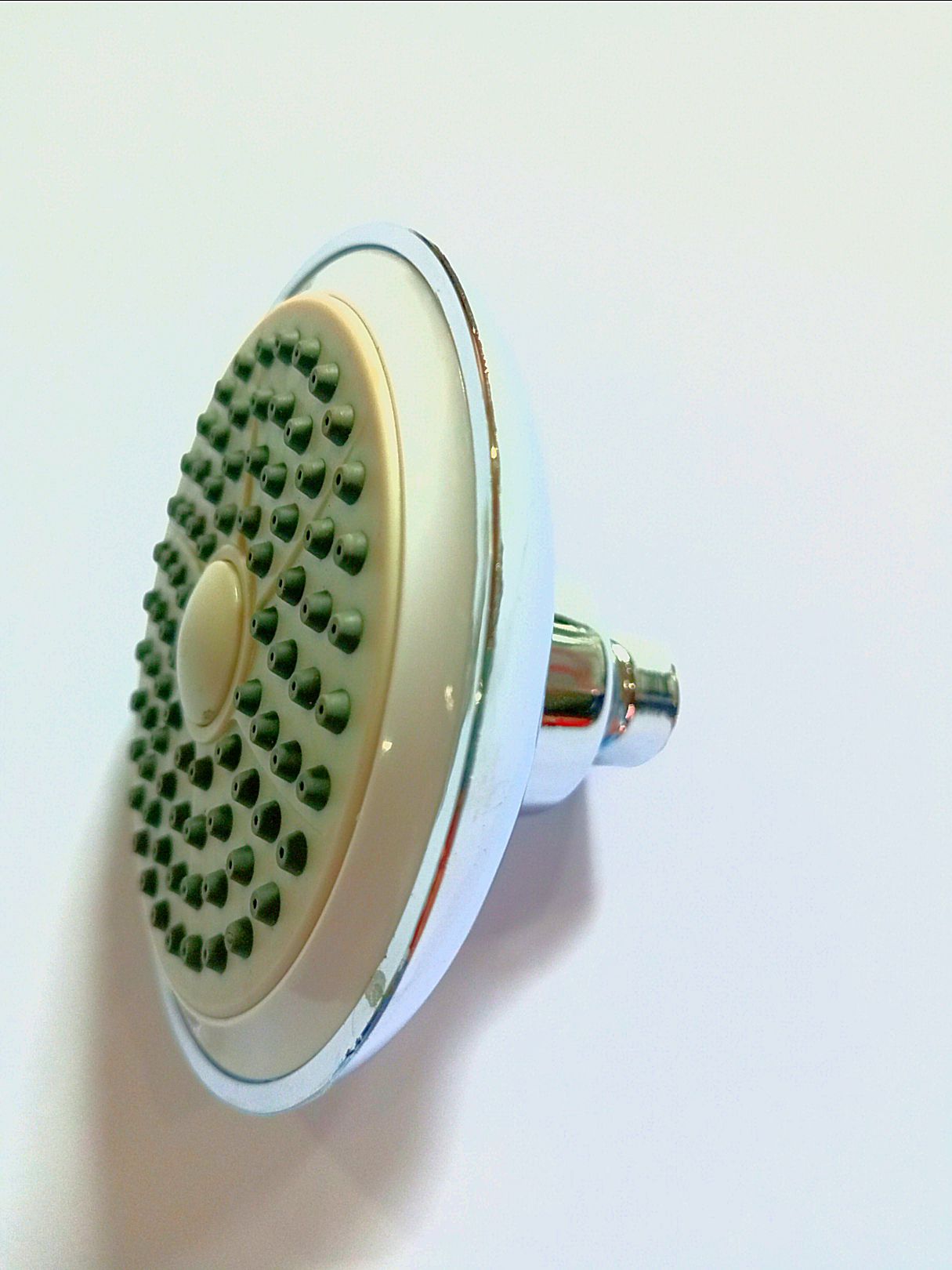 Shower head jet shower Large round 6 inch plastic body heavy pressure ...