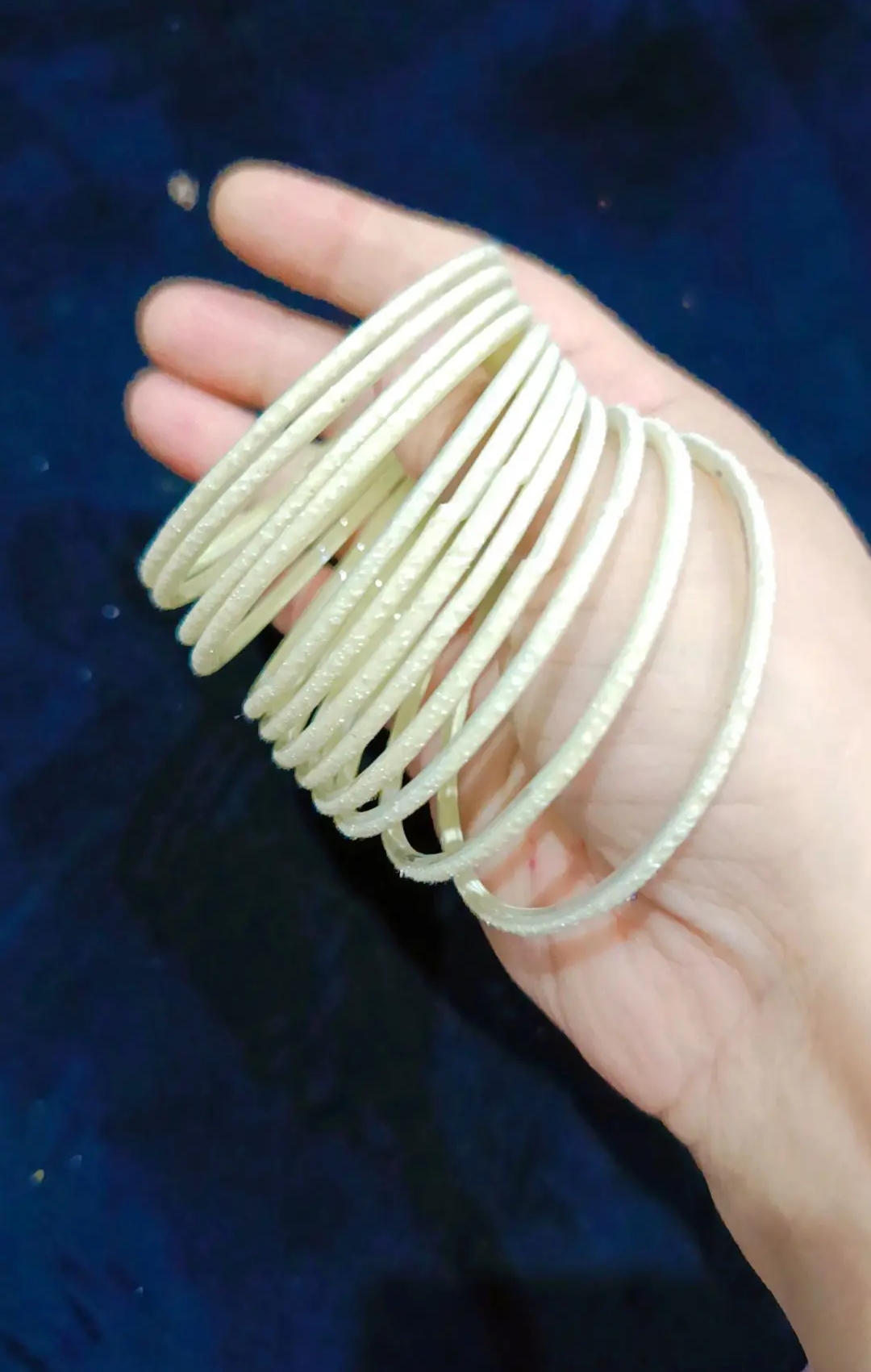 48 pieces/4 dozen velvet glass bangles ,4 beautiful small hair catcher ...
