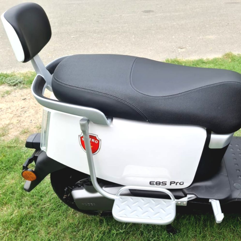 One Pair (Right+Left) of Pillion Rider Passenger Footrest / Footboard ...