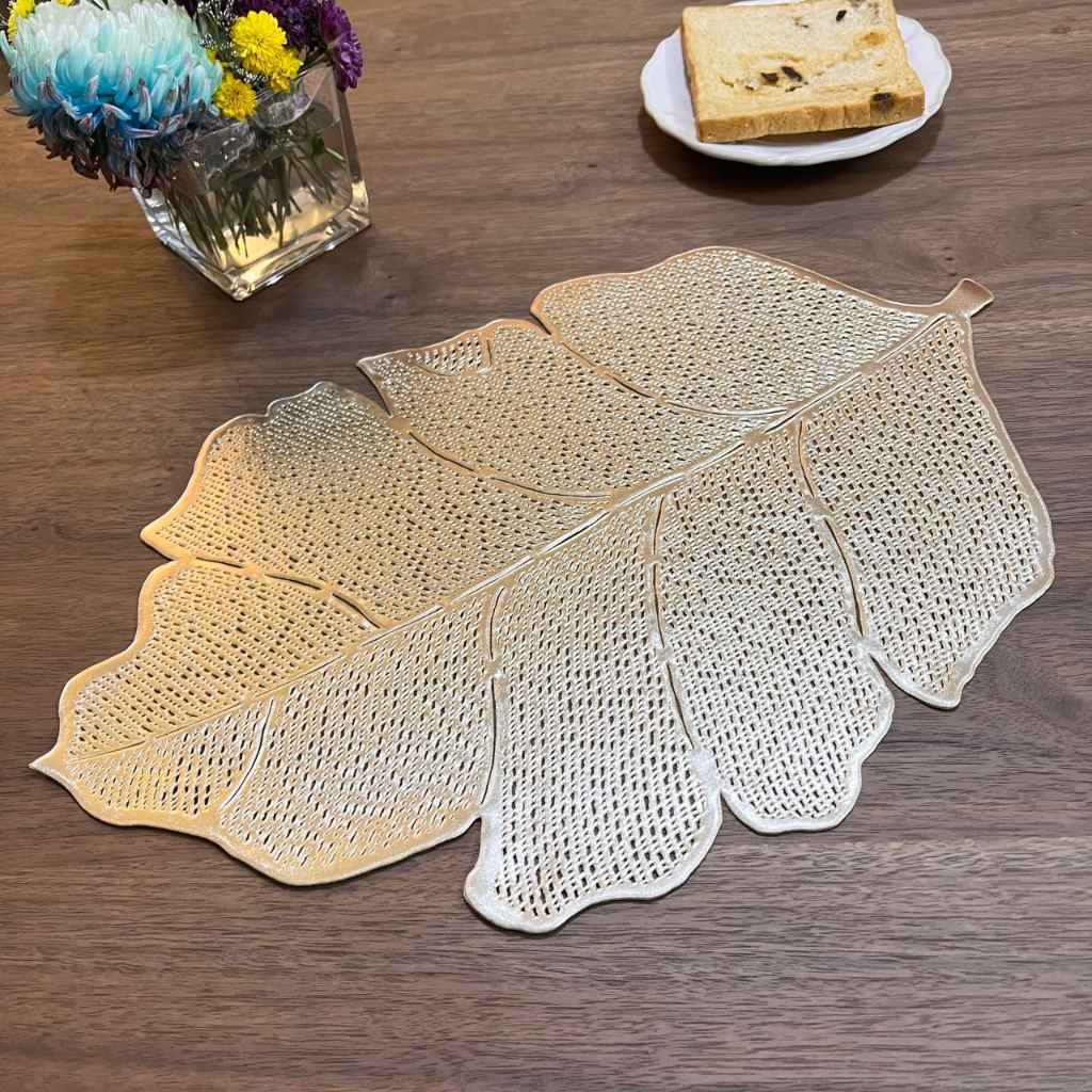 Fancy mats Table mats PVC soft leather Golden and silver available ...