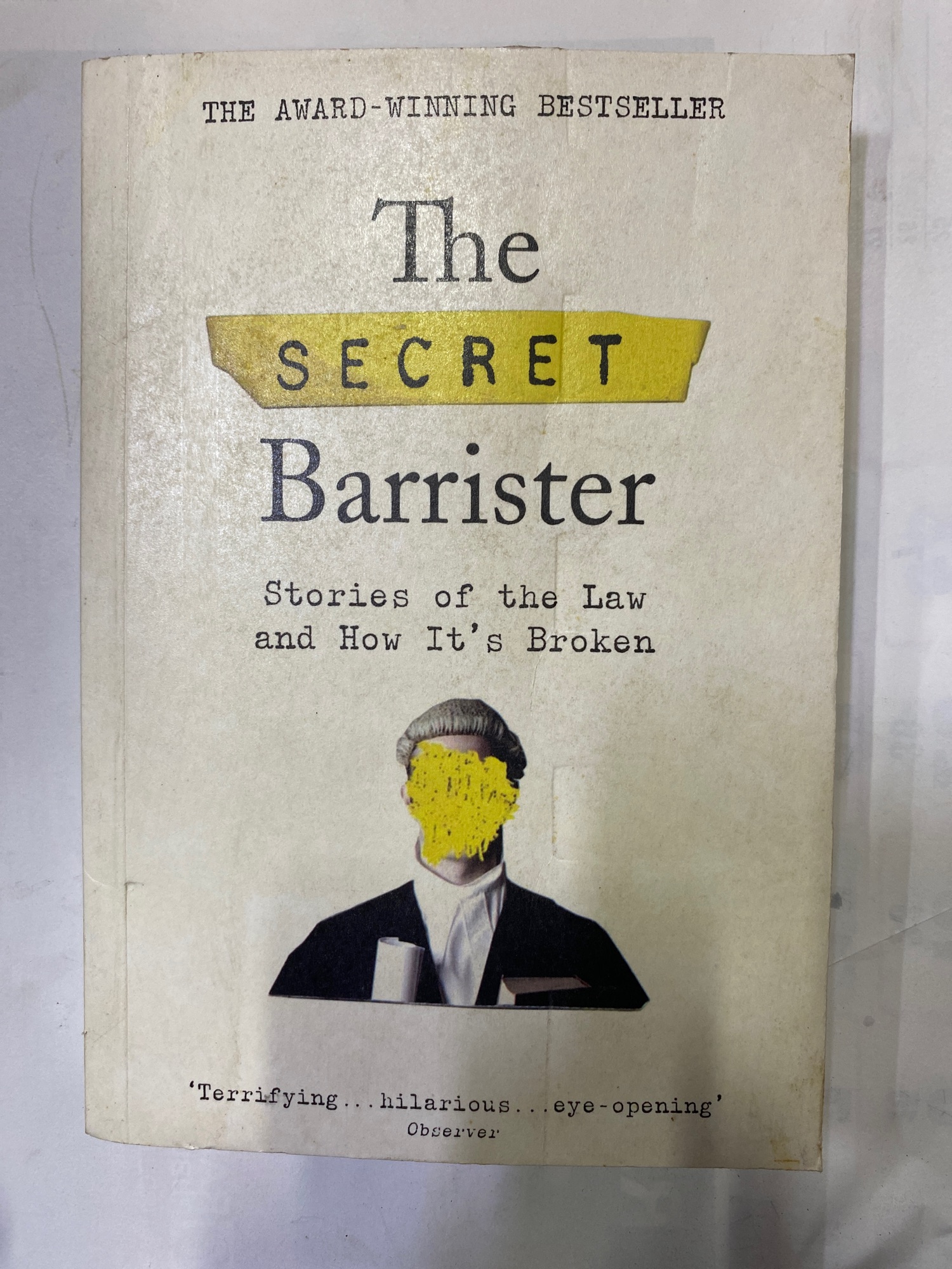 THE SECRET BARRISTER BY TERRIFYING | Daraz.pk