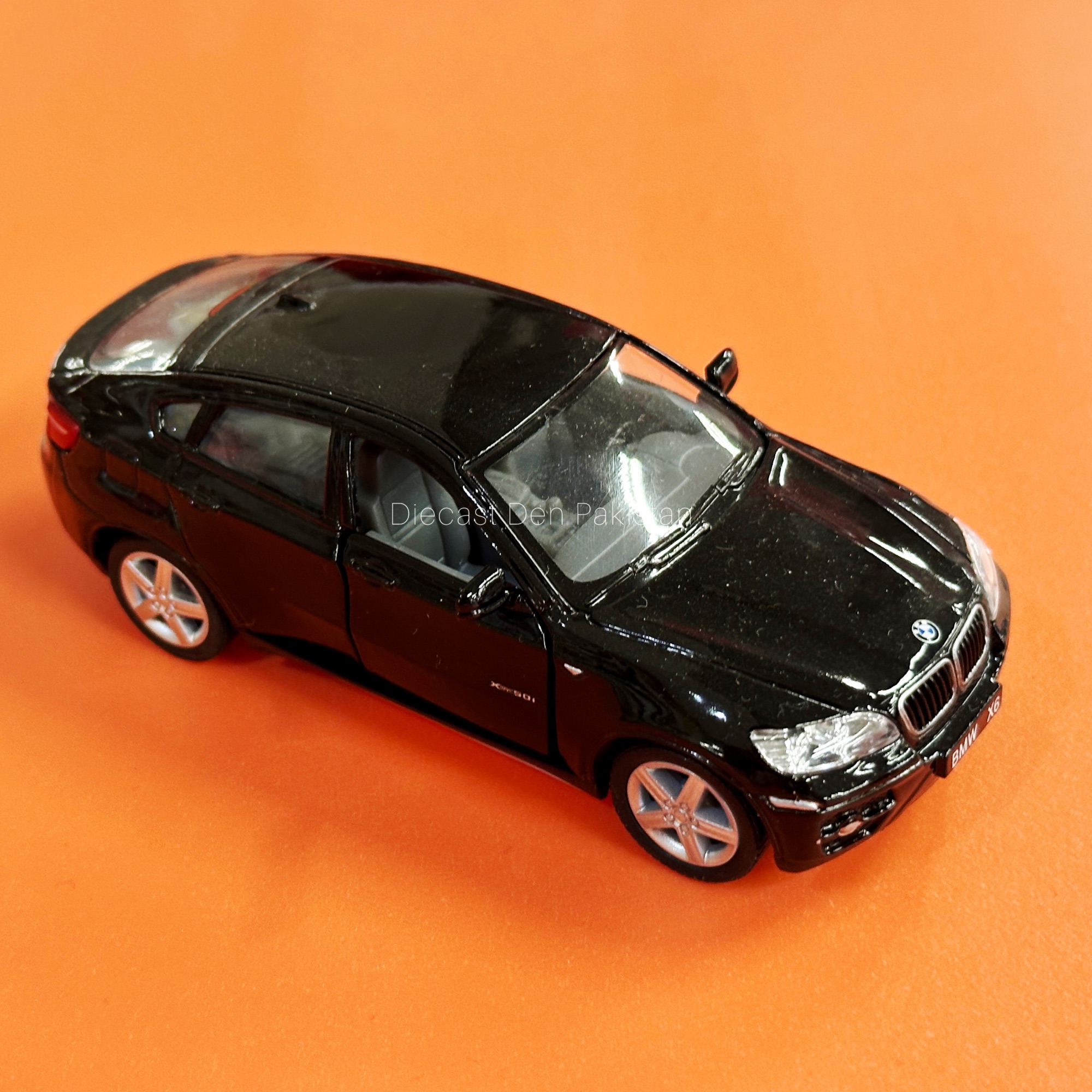 Kinsmart BMW X6 1:38 (5 in) Scale Diecast Model Toy car | Daraz.pk