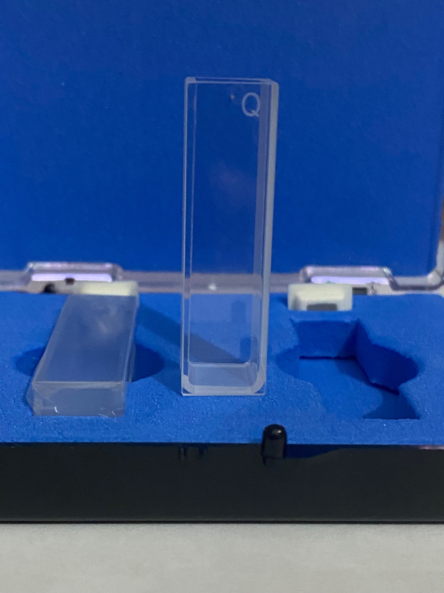 Quartz Cuvette,Spectrophotometer | Daraz.pk