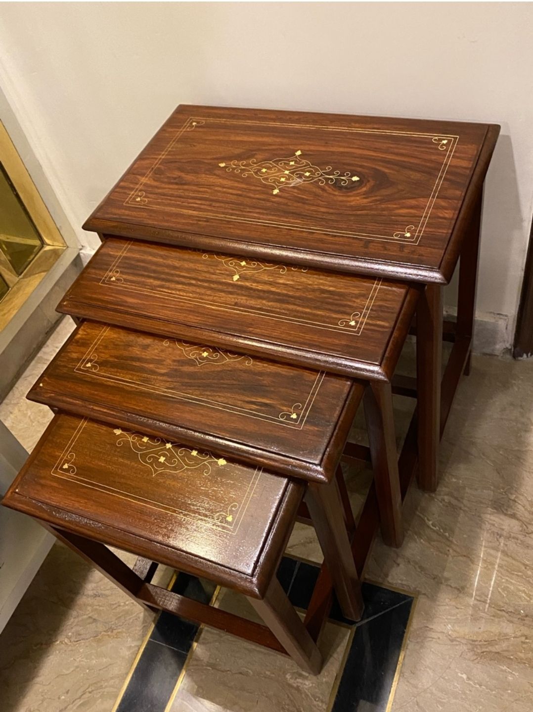 Wooden Table set Chinyoti Solid Sheesham Wood Nesting Tables (Set of 4 ...