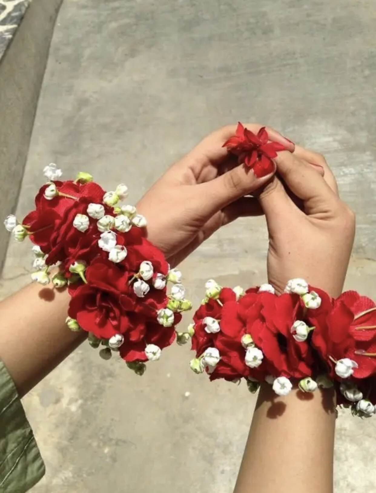 Artificial Hand Gajra Made with Red Velvet Fabric with Pillons | Daraz.pk