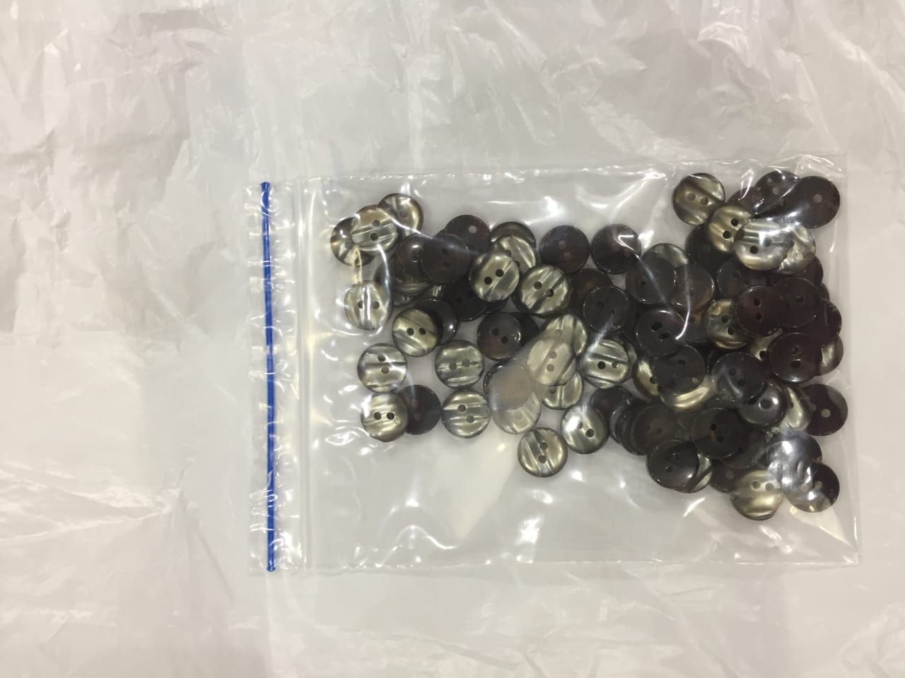 2-hole 100-piece shaded plastic buttons for tailors | Daraz.pk